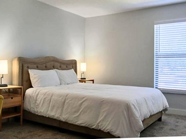 Luxuryupdated Furnished Room for Rent
