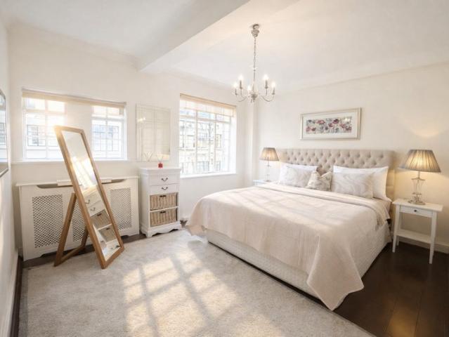Luxury 3 Bedrooms + 3 Ensuite Bathrooms Flat