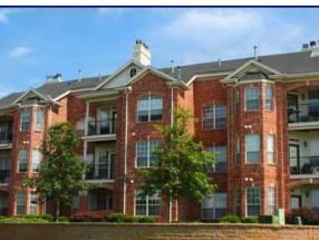 LUXURY 1 & 2 BEDROOMS! W/D INCLUDED! CROWN MOLDING! Lenox Village!