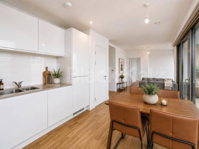Luxury 1 Bed Apartment in Aster Apts N15 with Gym & Concierge
