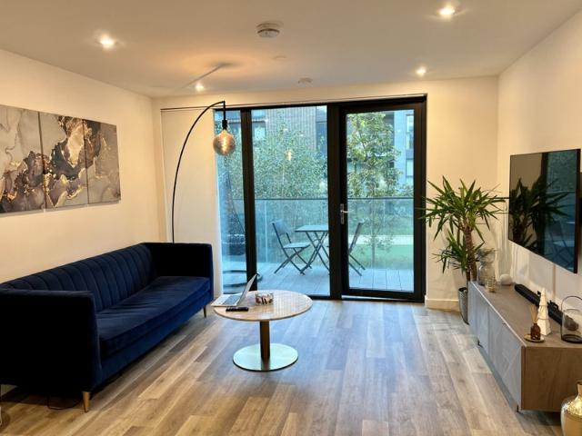Luxury 2 Bed Greenwich Flat