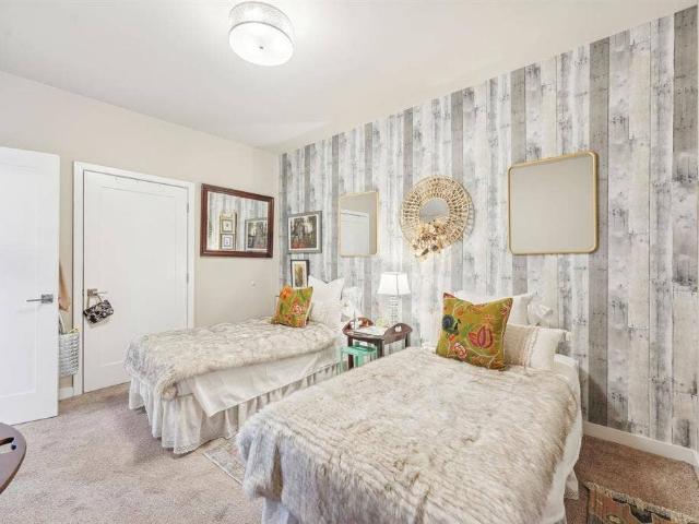Luxury 2 bed/bath in West Reading