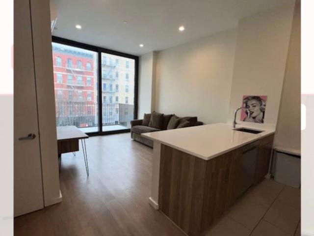Luxury 2 Bedroom Available