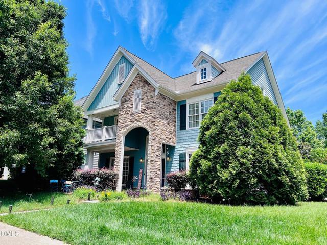 Luxury 6BR Home in Kitts Creek | 3,550 Sq Ft | Resort Amenities | Available Now One of the best rental opportunities currently available in Morrisville.