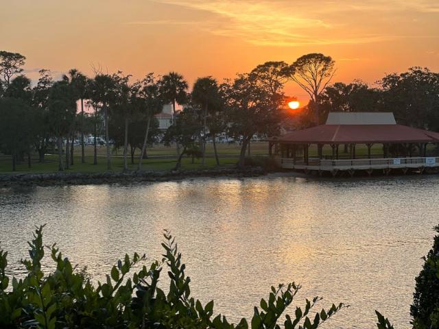 Luxury condo on the Intracoastal waterway