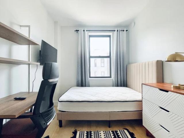 Charming Madison St Room Near Transit