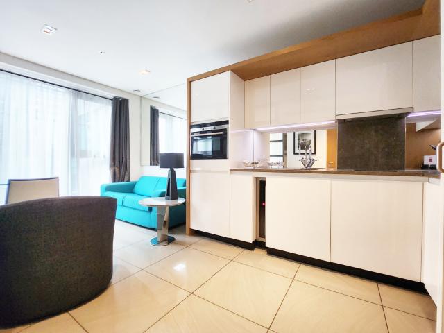 Luxury Apartment by UCL