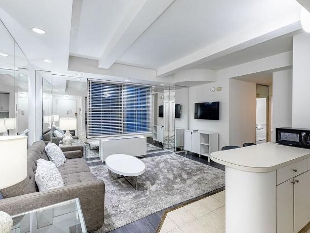 Luxury apartment complex for rent in 150 West 51st Street, New York
