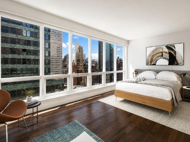 Luxury apartment complex for rent in 350 West 42nd Street, Midtown Manhattan, Manhattan, New York