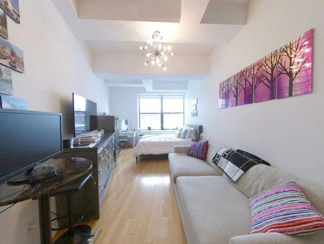 Luxury apartment complex for rent in 99 John Street, New York