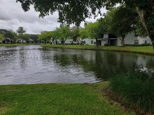 Luxury apartment complex for rent in Coconut Creek, United States
