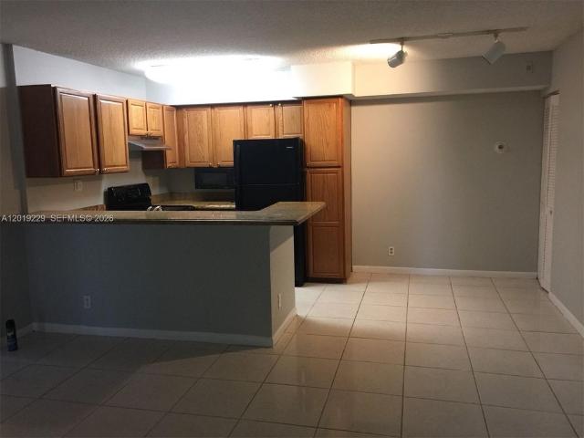 Luxury apartment complex for rent in Coconut Creek, Florida