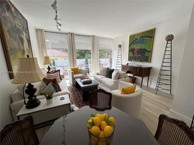 Luxury apartment complex for rent in Coral Gables, Florida
