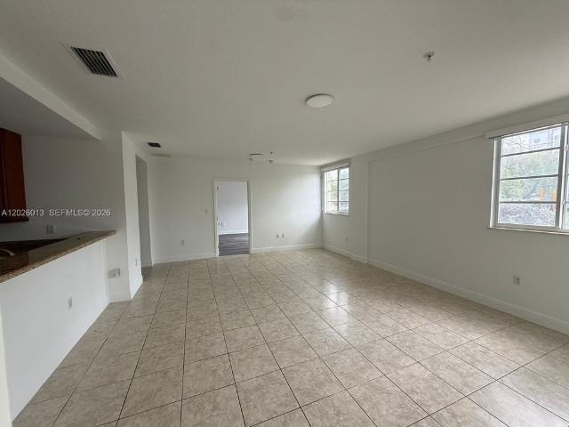 Luxury apartment complex for rent in Coral Gables, Florida