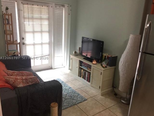 Luxury apartment complex for rent in Coral Gables, Florida