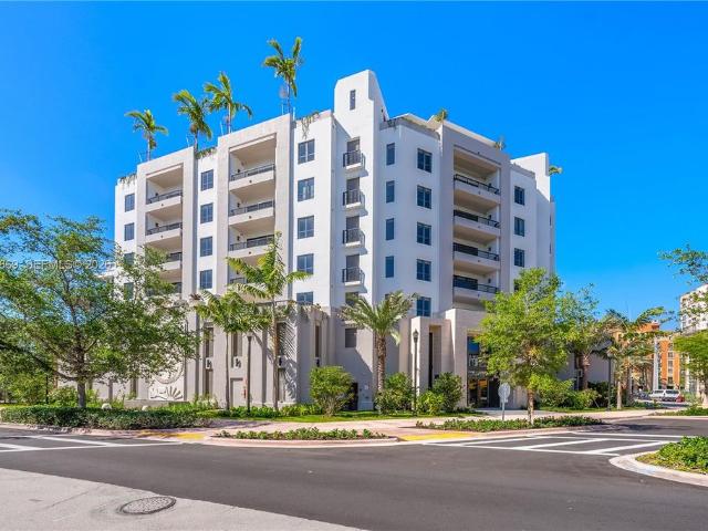 Luxury apartment complex for rent in Coral Gables, Florida