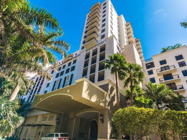 Luxury apartment complex for rent in Coral Gables, Florida