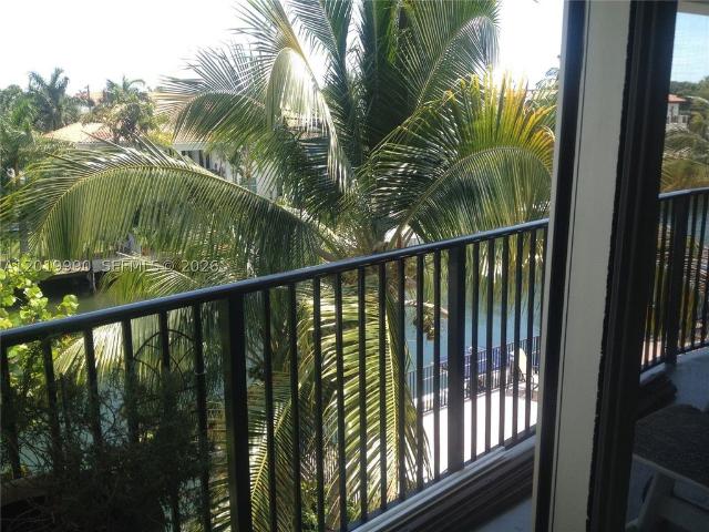 Luxury apartment complex for rent in Coral Gables, Florida