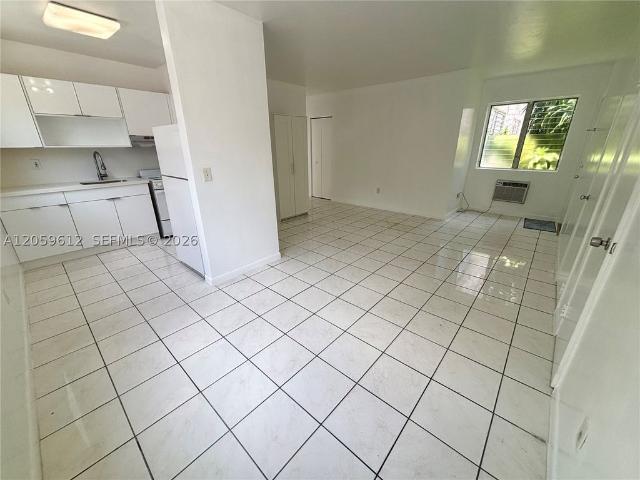 Luxury apartment complex for rent in Coral Gables, Florida