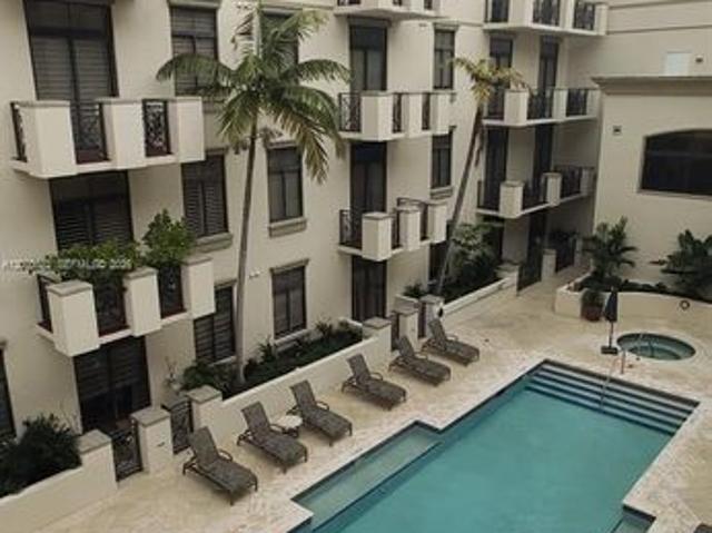 Luxury apartment complex for rent in Coral Gables, Florida