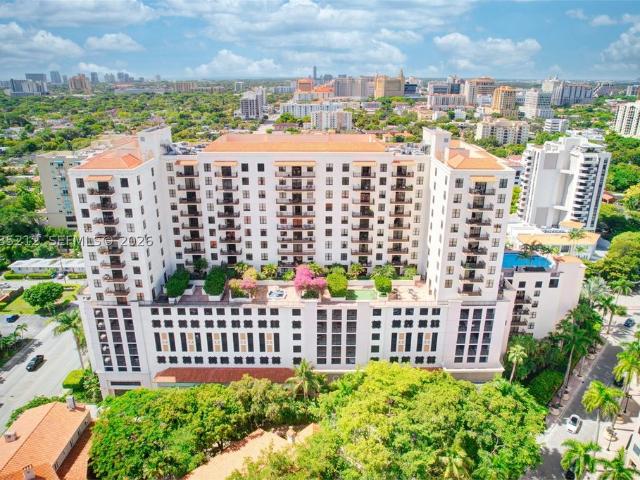 Luxury apartment complex for rent in Coral Gables, Florida