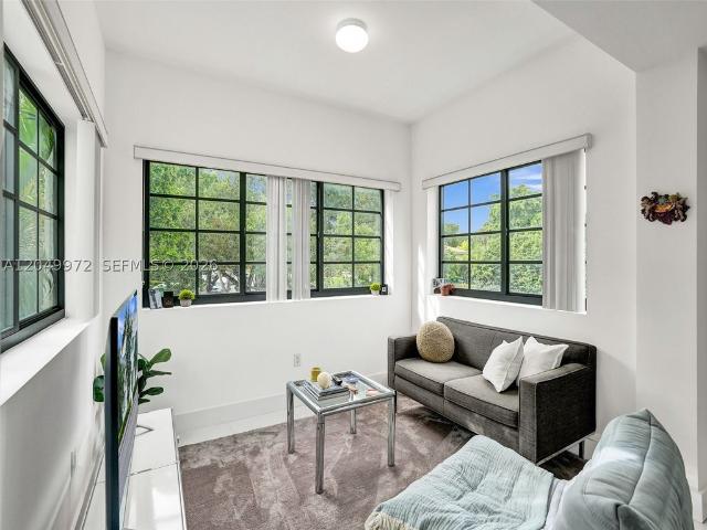 Luxury apartment complex for rent in Coral Gables, Florida