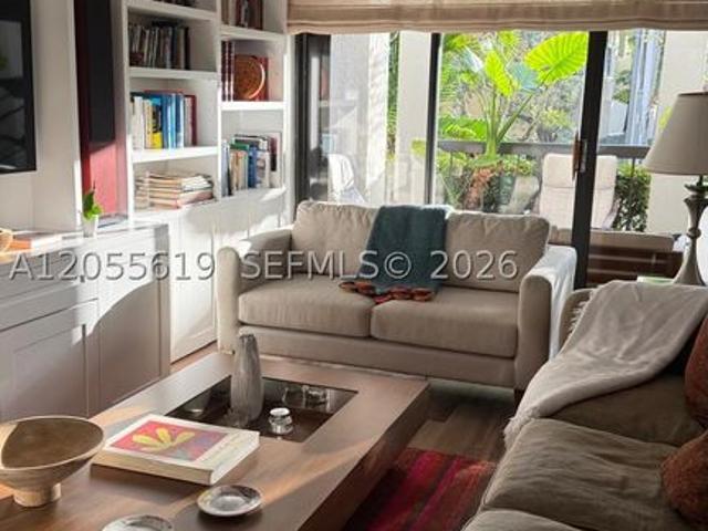 Luxury apartment complex for rent in Coral Gables, Florida