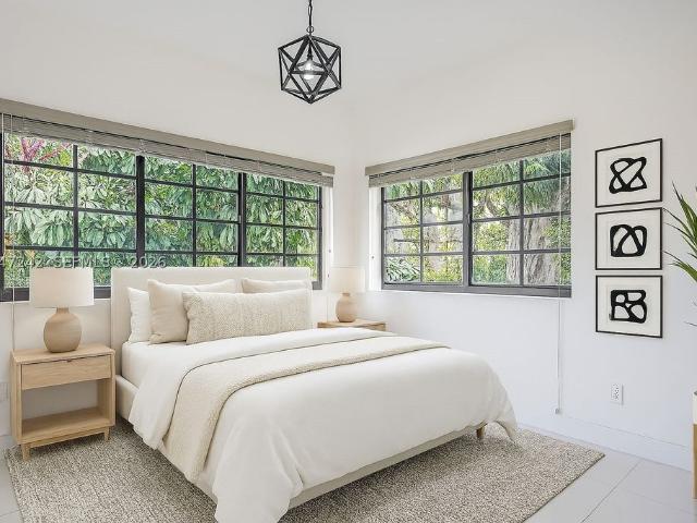 Luxury apartment complex for rent in Coral Gables, Florida