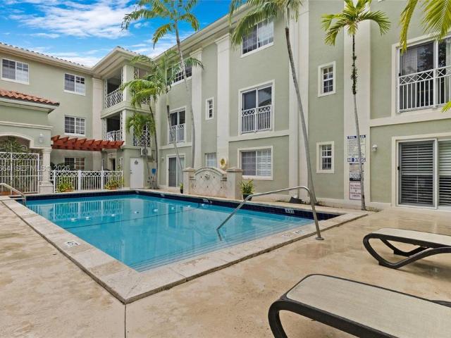 Luxury apartment complex for rent in Coral Gables, United States