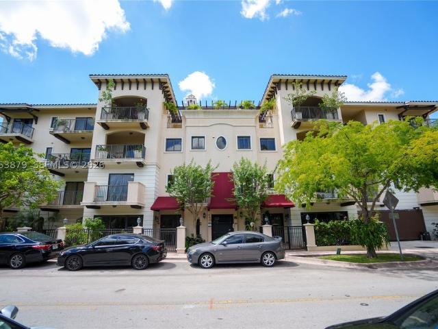 Luxury apartment complex for rent in Coral Gables, United States