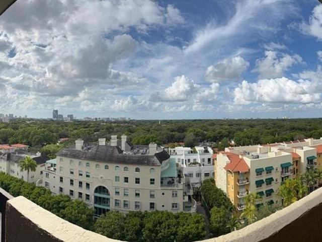 Luxury apartment complex for rent in Coral Gables, United States