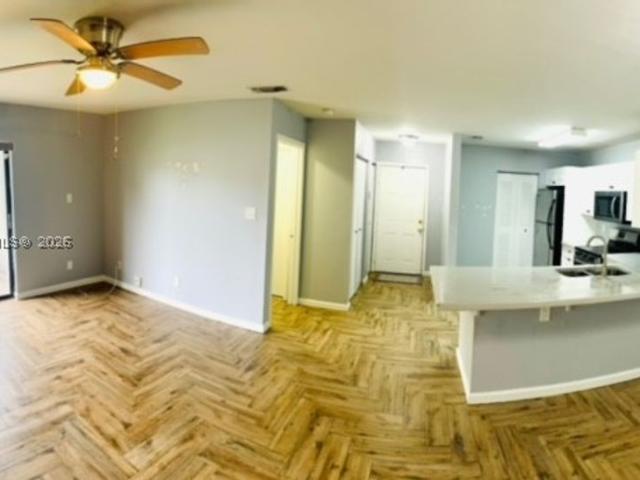Luxury apartment complex for rent in Coral Springs, United States