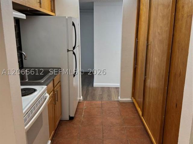 Luxury apartment complex for rent in Coral Springs, Florida