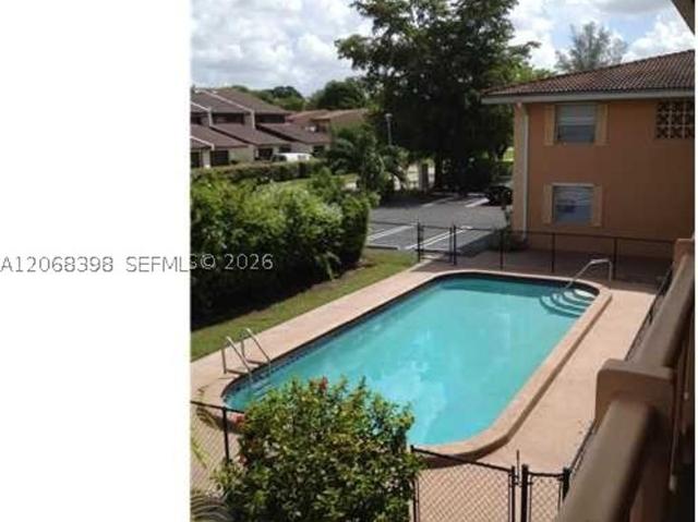 Luxury apartment complex for rent in Coral Springs, Florida