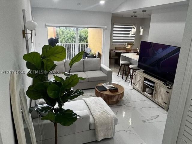 Luxury apartment complex for rent in Cutler Bay, Florida