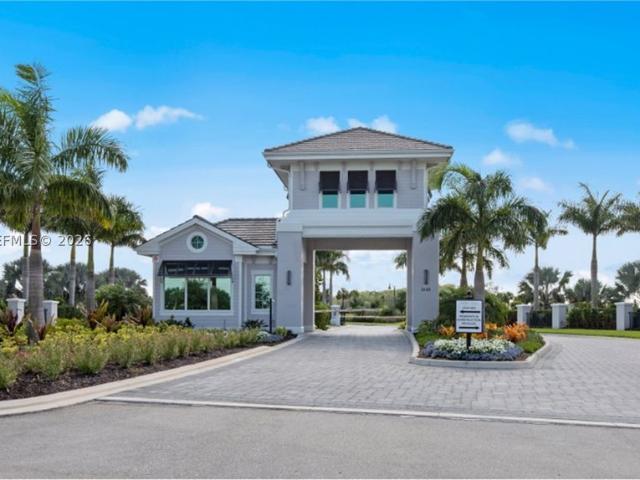 Luxury apartment complex for rent in Ave Maria, United States