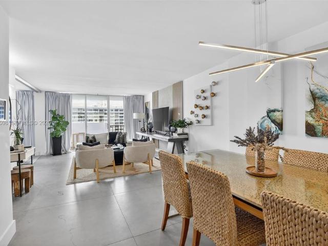 Luxury apartment complex for rent in Aventura, Florida
