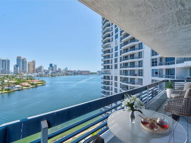 Luxury apartment complex for rent in Aventura, Florida