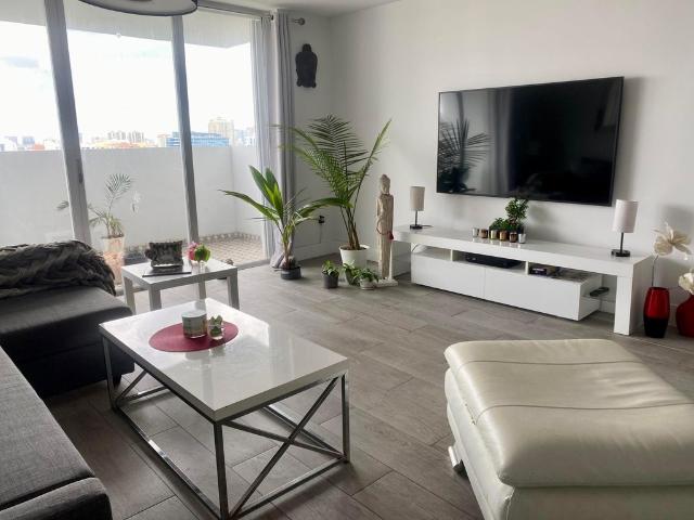 Luxury apartment complex for rent in Aventura, Florida