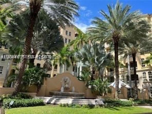 Luxury apartment complex for rent in Aventura, Florida