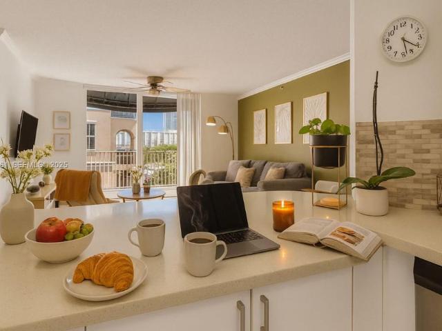 Luxury apartment complex for rent in Aventura, Florida