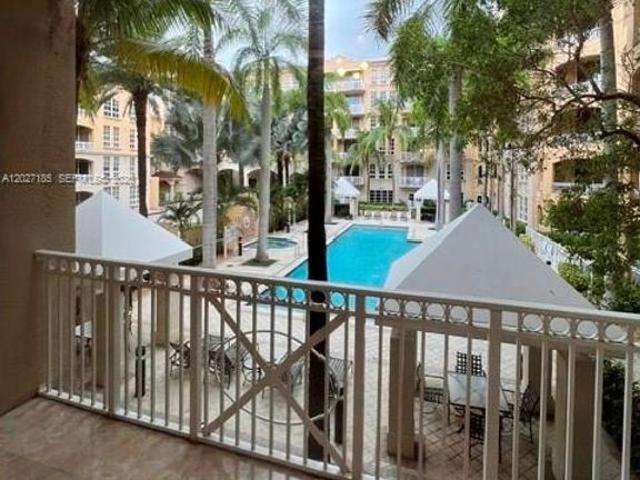 Luxury apartment complex for rent in Aventura, Florida