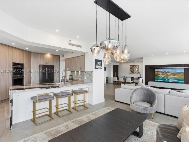 Luxury apartment complex for rent in Aventura, Florida