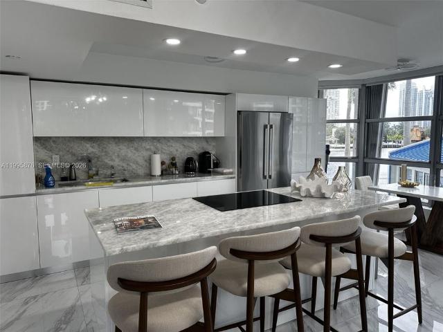 Luxury apartment complex for rent in Aventura, Florida