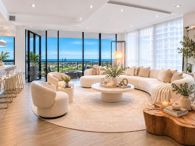 Luxury apartment complex for rent in Aventura, United States