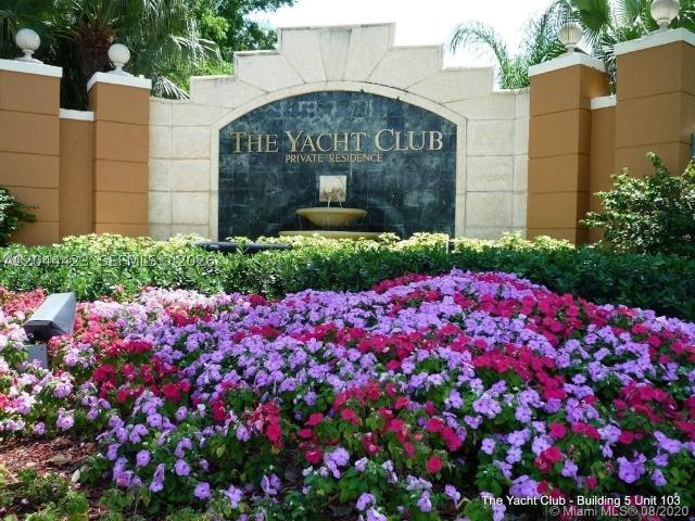 Luxury apartment complex for rent in Aventura, United States