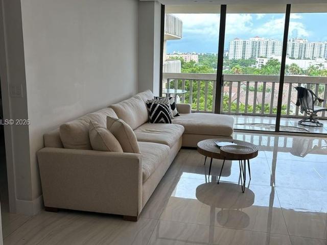 Luxury apartment complex for rent in Aventura, United States