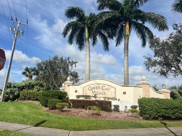 Luxury apartment complex for rent in Boynton Beach, United States