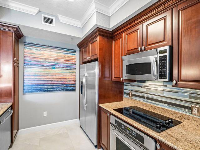 Luxury apartment complex for rent in Boynton Beach, United States