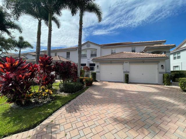 Luxury apartment complex for rent in Boynton Beach, United States